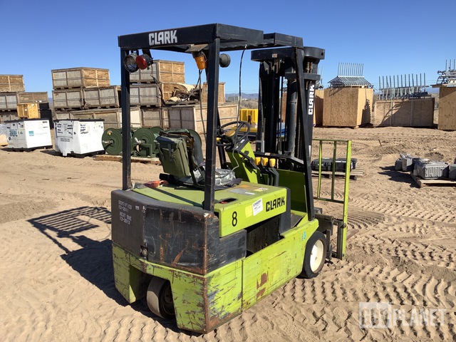 Surplus Clark TM25 Electric Forklift in Doyle, California, United ...