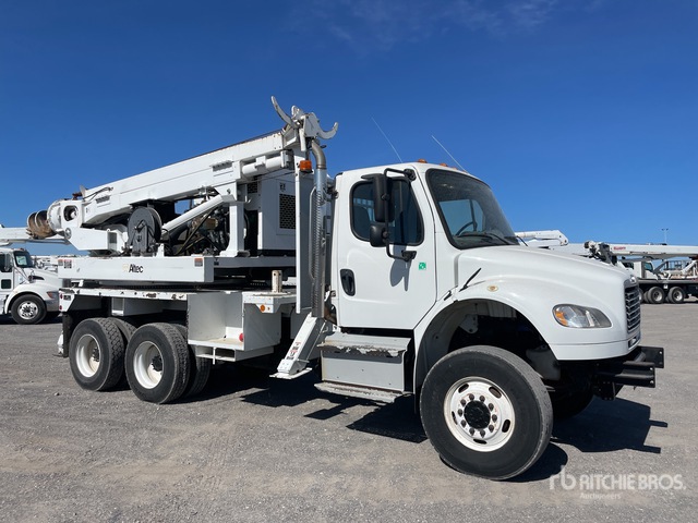 Altec HD35A-12 on 2014 Freightliner M2 106 6x6 Pressure Digger in Lake ...