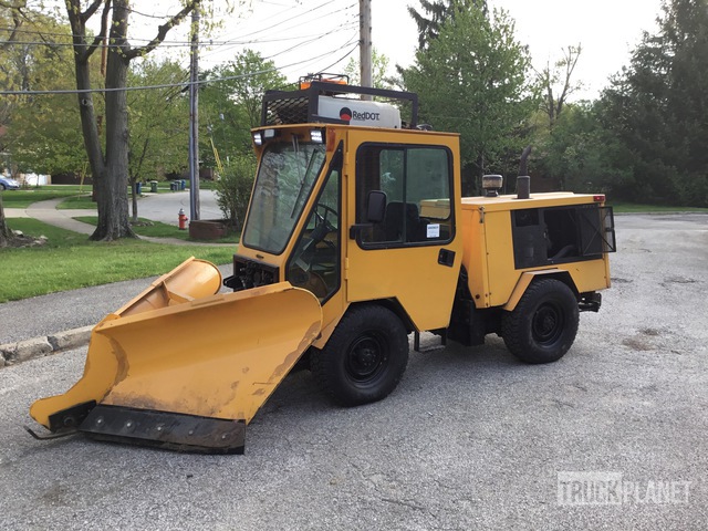 1995 Trackless MT5 4x4 Utility Tractor in Parma Heights, Ohio, United ...