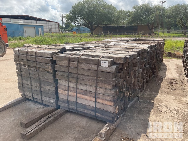 Quantity of (14) Bundles of Pipeline Skids in El Campo, Texas, United ...