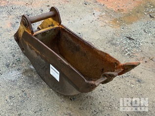 12 in Backhoe Rear Bucket in Midlothian, Virginia, United States ...
