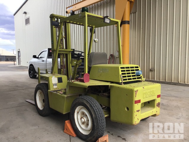 1960 (unverified) Clark IT 40B 4000 lb Gas Pneumatic Tire Forklift in ...
