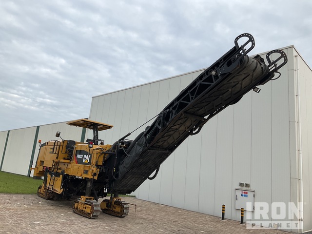 2017 Cat PM822 Tracked Cold Planer in Etten-Leur, North Brabant ...