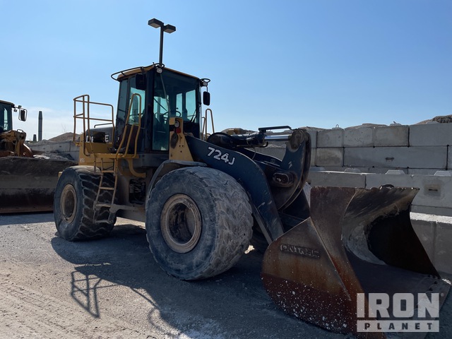 2005 John Deere 724J Wheel Loader in Markham, Ontario, Canada ...
