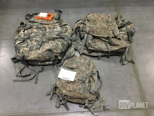 Surplus (11) Large Field Packs, (5) Riflemen Sets & Assorted Items in ...