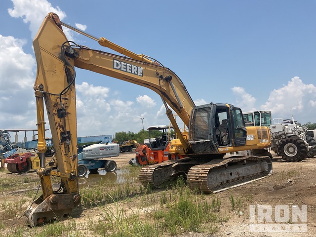 2004 John Deere 330C LC Tracked Excavator in Baytown, Texas, United ...