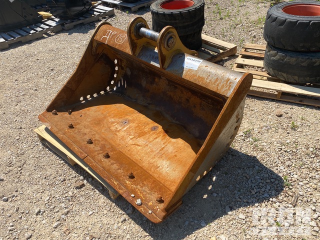 Cat 60 in Ditching Excavator Bucket - Fits Cat 324-326-329-330LR-312 ...