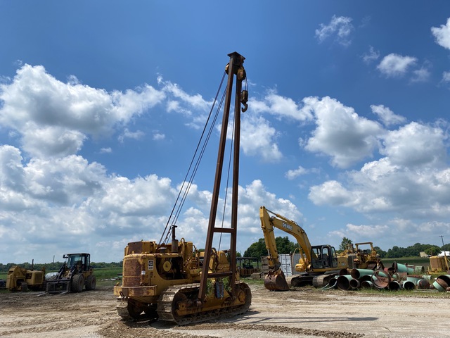 Pipelayers: Tractors, Crawlers & More | GovPlanet