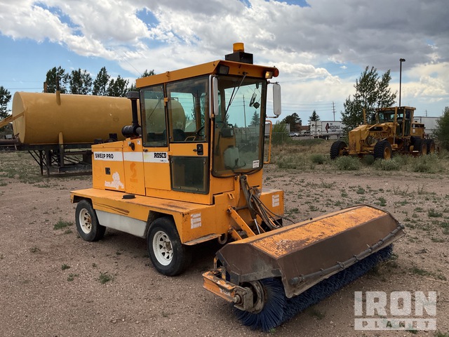 Rosco Sweep Pro Self-Propelled Broom in Cheyenne, Wyoming, United ...
