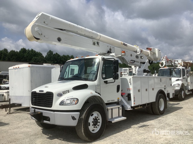 2020 Altec AA55 55 ft on 2021 Freightliner M2 106 4x2 Bucket Truck in ...