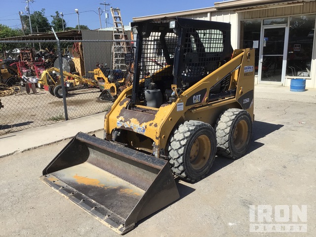 2011 Cat 226B Skid Steer Loader, Skid Steer Loader