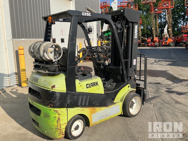 Clark C25CL Pneumatic Tire Forklift in Washington Boro, Pennsylvania ...