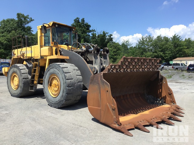 2002 Volvo L330E Wheel Loader in Pittston, Pennsylvania, United States ...