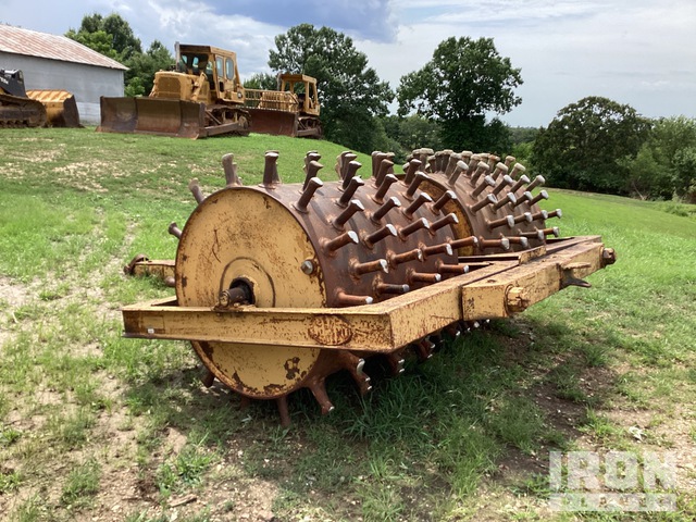 Tampo Pull Behind Compactor in Loose Creek, Missouri, United States ...
