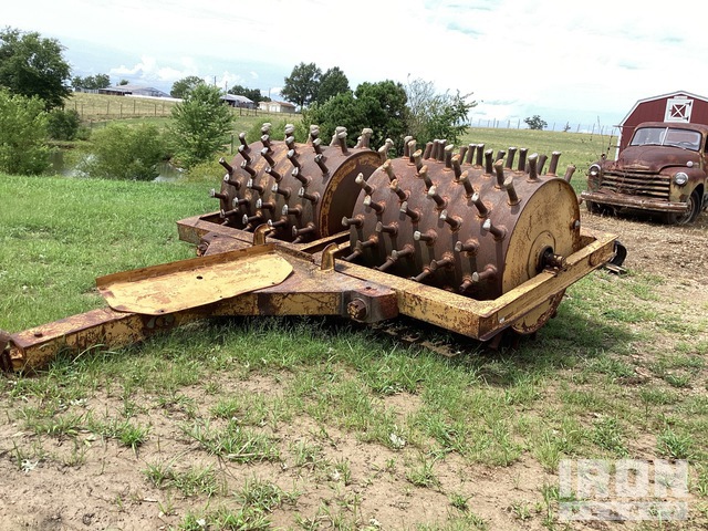 Tampo Pull Behind Compactor in Loose Creek, Missouri, United States ...