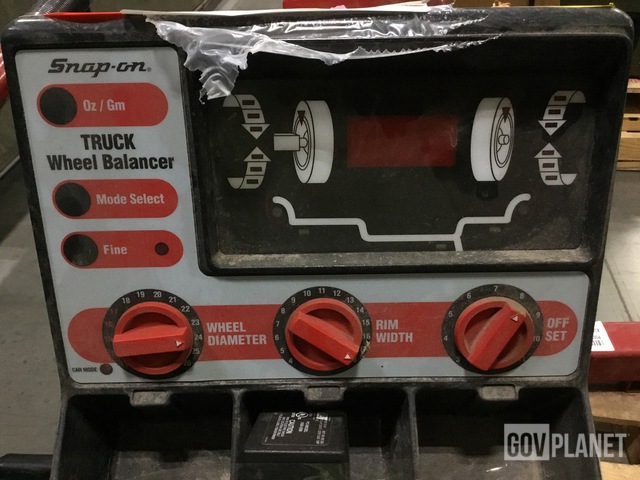 Surplus Snap-On WB410 Wheel Balancer in Chambersburg, Pennsylvania ...