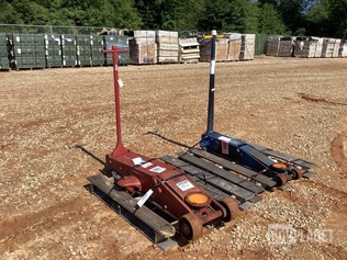 Surplus (2) Service Jacks in Albany, Georgia, United States (GovPlanet ...