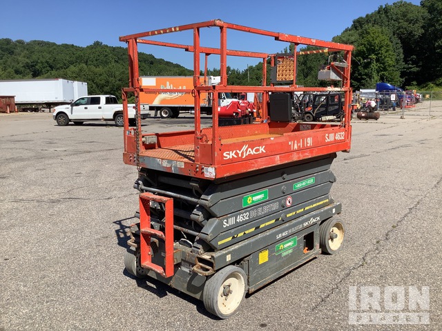 2012 Skyjack SJ4632 Scissor Lift in North Franklin, Connecticut, United ...