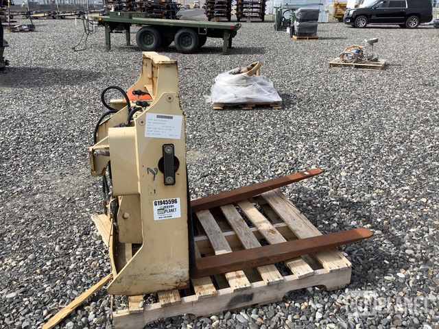 Surplus JLG 1170038 Side Shift Carriage in Pasco, Washington, United ...