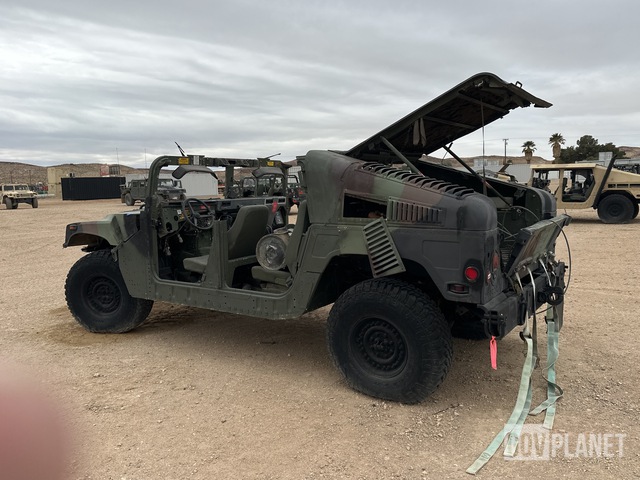 Surplus AM General M1114 w/MCTAGS HMMWV 4 Door w/Slant Back in Yermo ...
