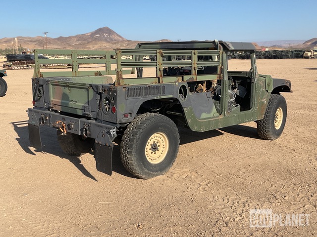 Surplus AM General M1152A1 HMMWV 2 Door Hard Top w/Truck Body in Yermo ...