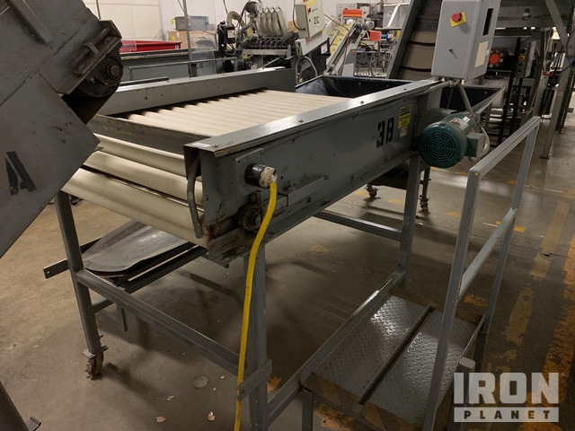 Small Roller Short Incline Table in Commerce, California, United States ...