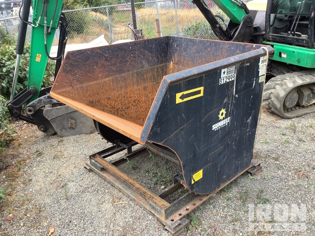 Star Industries 1825 Self-Dumping Hopper - Fits Forklift in Lacey ...