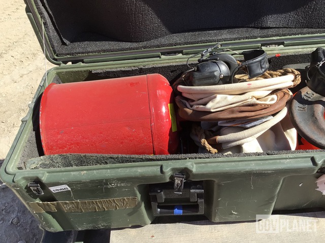 Surplus Pioneer's Platoon Tool Kit in Lytle, Texas, United States ...