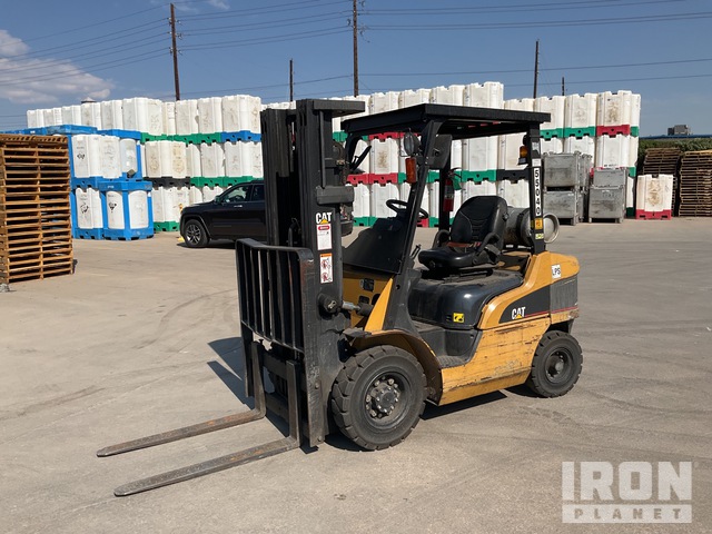 2004 Cat P5000 3950 lb Pneumatic Tire Forklift in Denver, Colorado ...
