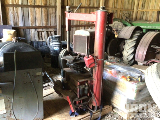 Coats Rim Clamp 5060AX Pneumatic Tire Changer in Esperance, New York ...