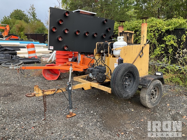 Lee-Boy Tack Buggy S/A Asphalt Kettle in Manassas, Virginia, United ...