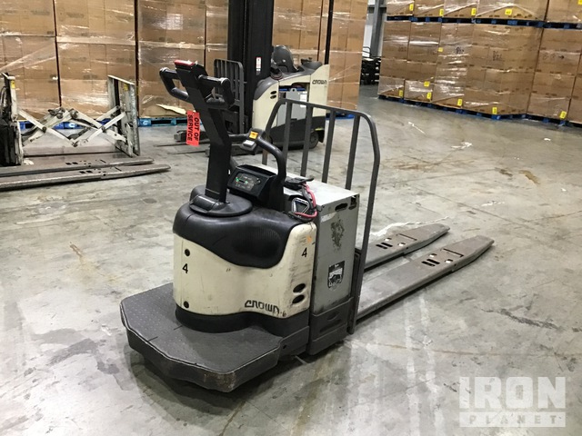 2009 Crown PE4500-80 8000 lb Electric Pallet Jack in Conroe, Texas ...