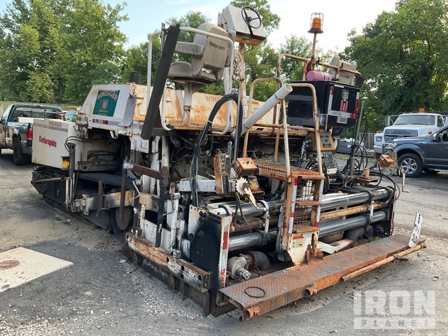 2002 Cedarapids CR-461R Track Asphalt Paver in Hainesport, New Jersey ...