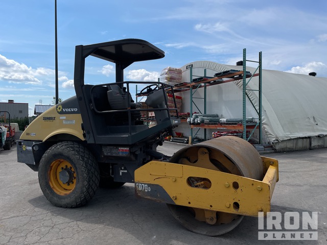2011 (unverified) Volvo SD70D Smooth Drum Compactor in Ottawa, Ontario ...