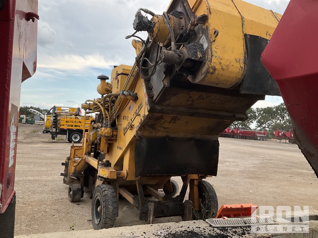 2010 Lincoln 770AXL Windrow Elevator in New Braunfels, Texas, United ...