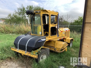 2013 Superior DT80-CT Self-Propelled Broom in Live Oak, Texas, United ...