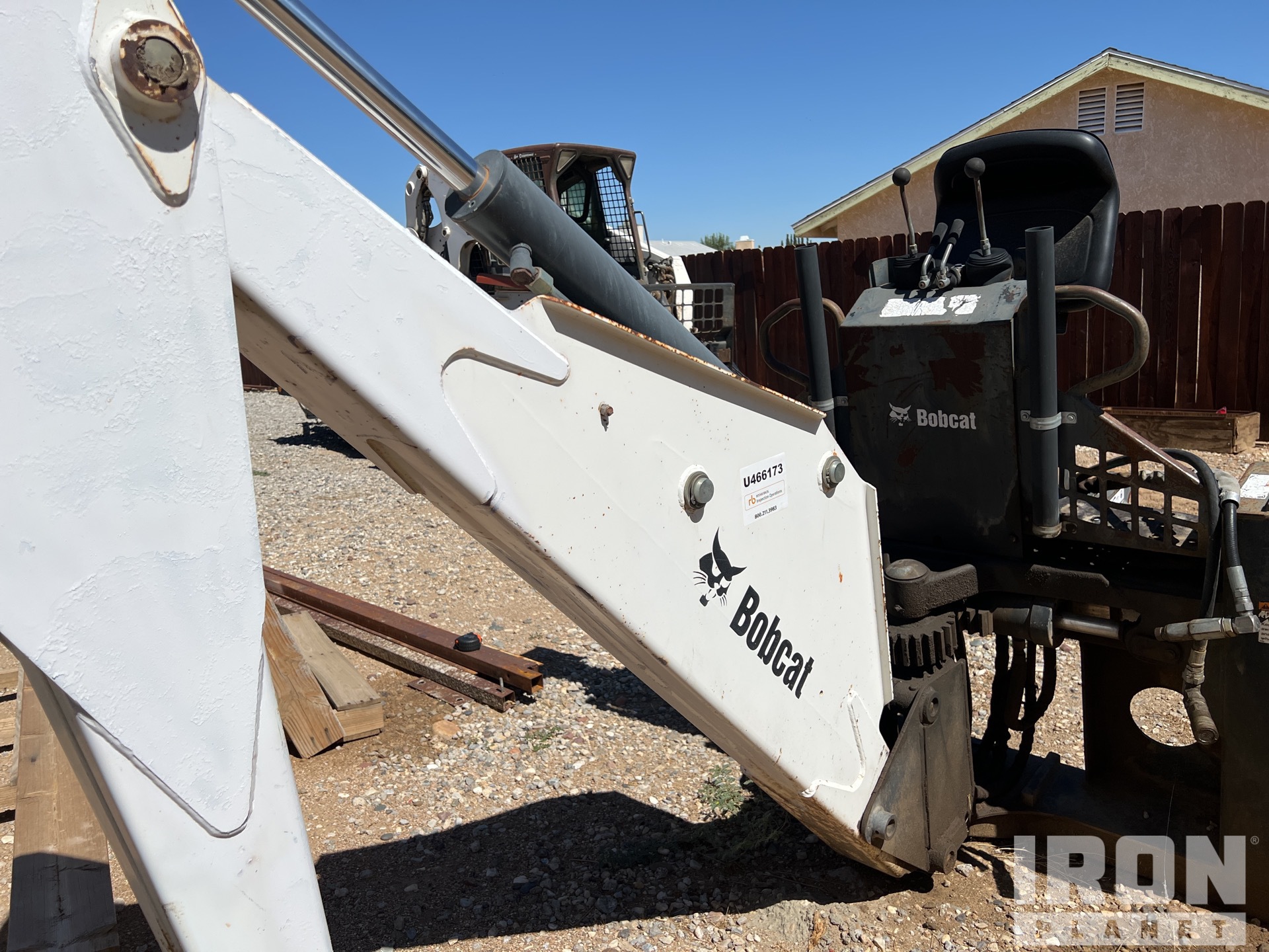 Bobcat 8811 Backhoe