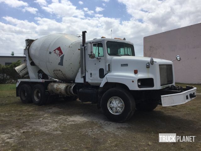 1999 International F5070 T/A Mixer Truck in Miami, Florida, United ...