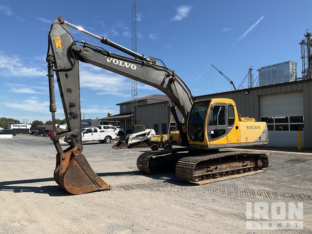 2000 Volvo EC210LC Tracked Excavator in Dayton, Virginia, United States ...
