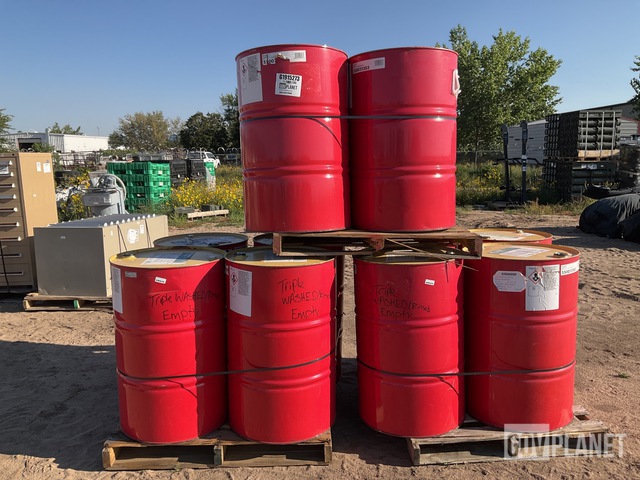 Surplus (12) AeroShell Piston Engine Oil Drums in Colorado Springs ...