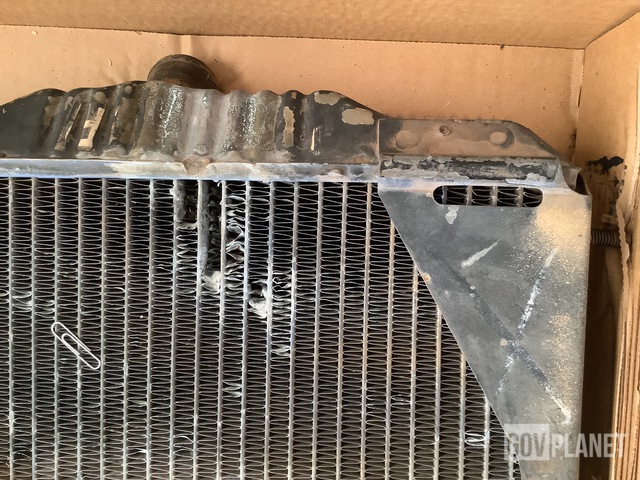 Surplus Behr Heat Transfer Systems 1AF00019S Radiator in Kapolei ...