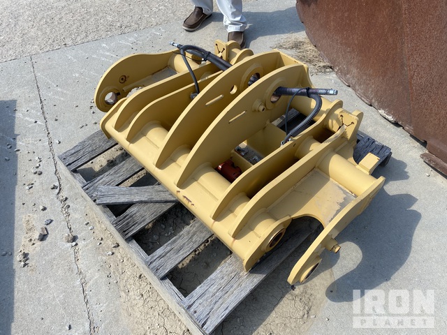 Cat Wheel Loader Quick Coupler in Omaha, Nebraska, United States ...