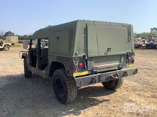 Surplus 2007 AM General M1097R1 HMMWV 4 Door Hard Top w/Helmet Top in ...
