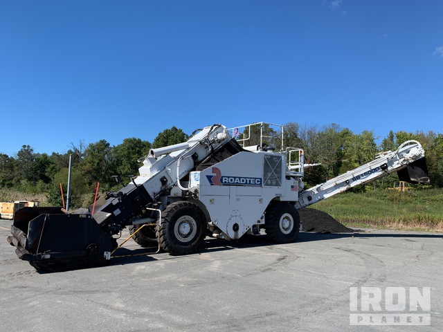 2007 Roadtec SB1500D Wheel Asphalt Transfer Machine in Kingston, New ...