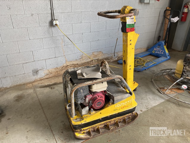 2017 Wacker Neuson BPU4045A Reversible Vibratory Plate Compactor in ...