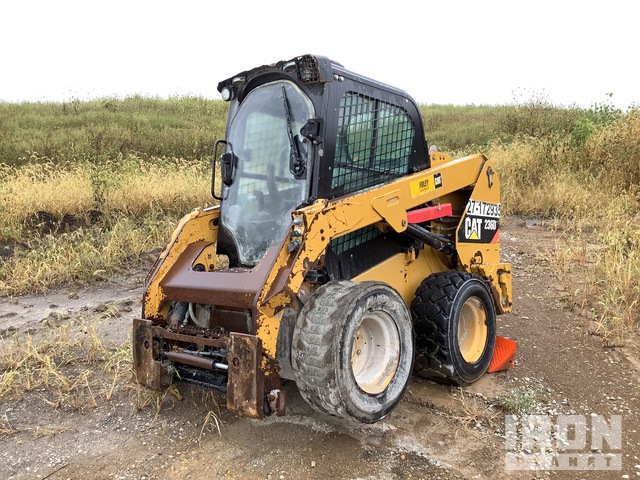 2016 Cat 236D Skid Steer Loader in Greenwood, Missouri, United States ...