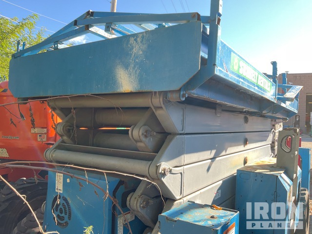 2013 Genie GS5390RT Diesel 4x4 Scissor Lift in Islip, New York, United ...