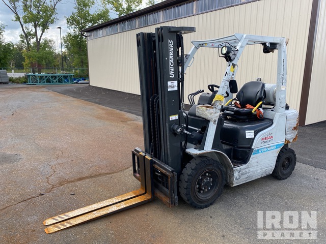 2015 Nissan PF50LP 4050 lb Pneumatic Tire Forklift in Depew, New York ...