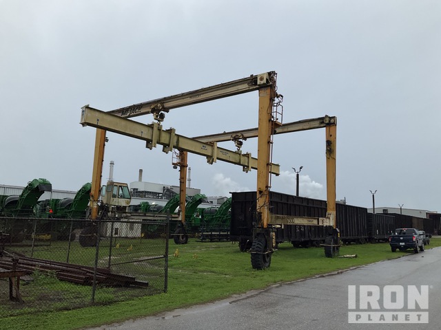 Mi-Jack 750D Gantry Crane in Clewiston, Florida, United States ...