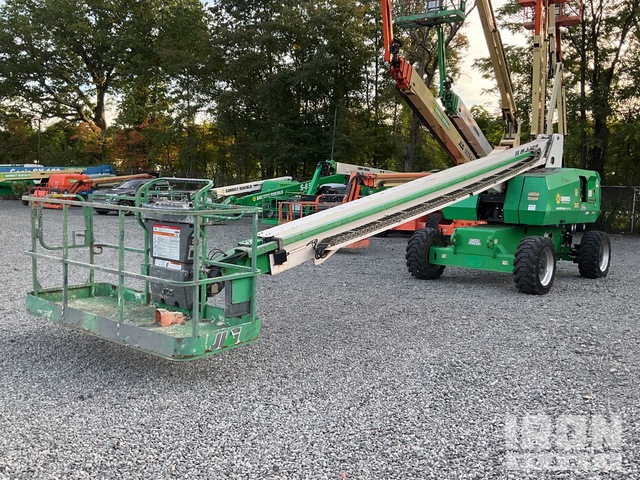 2014 JLG 800S 4WD Diesel Telescopic Boom Lift
